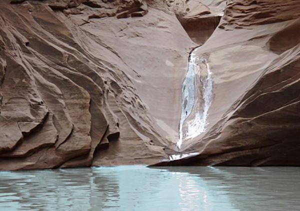 Stone Forest – Artisan Stone Sinks, Tubs & Garden Fountains